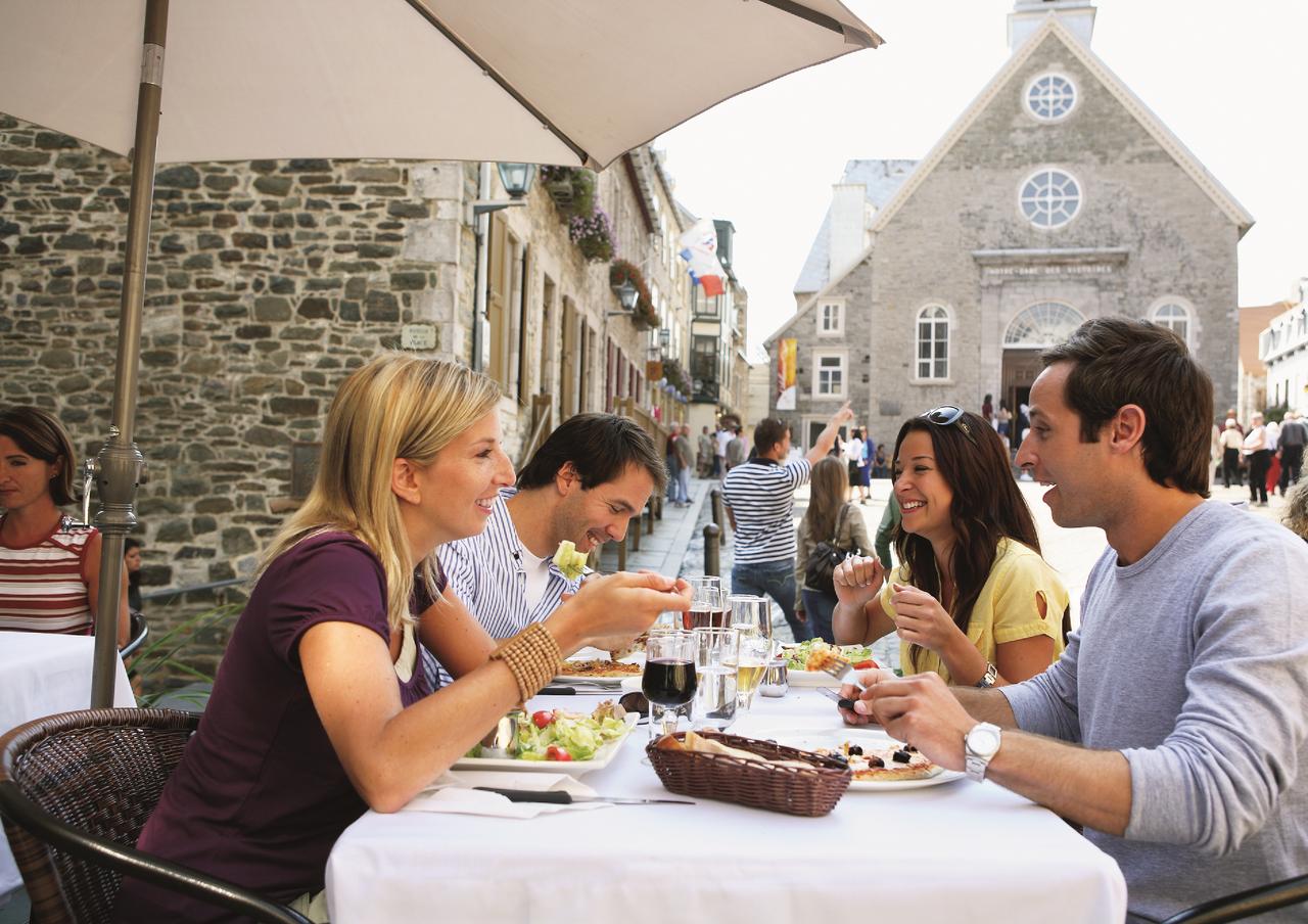 Les 11 plats québécois typiques à goûter absolument | Destination Canada